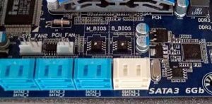 What is SATA Port? How is it Comparable to eSATA? - GeeksDigit.Com