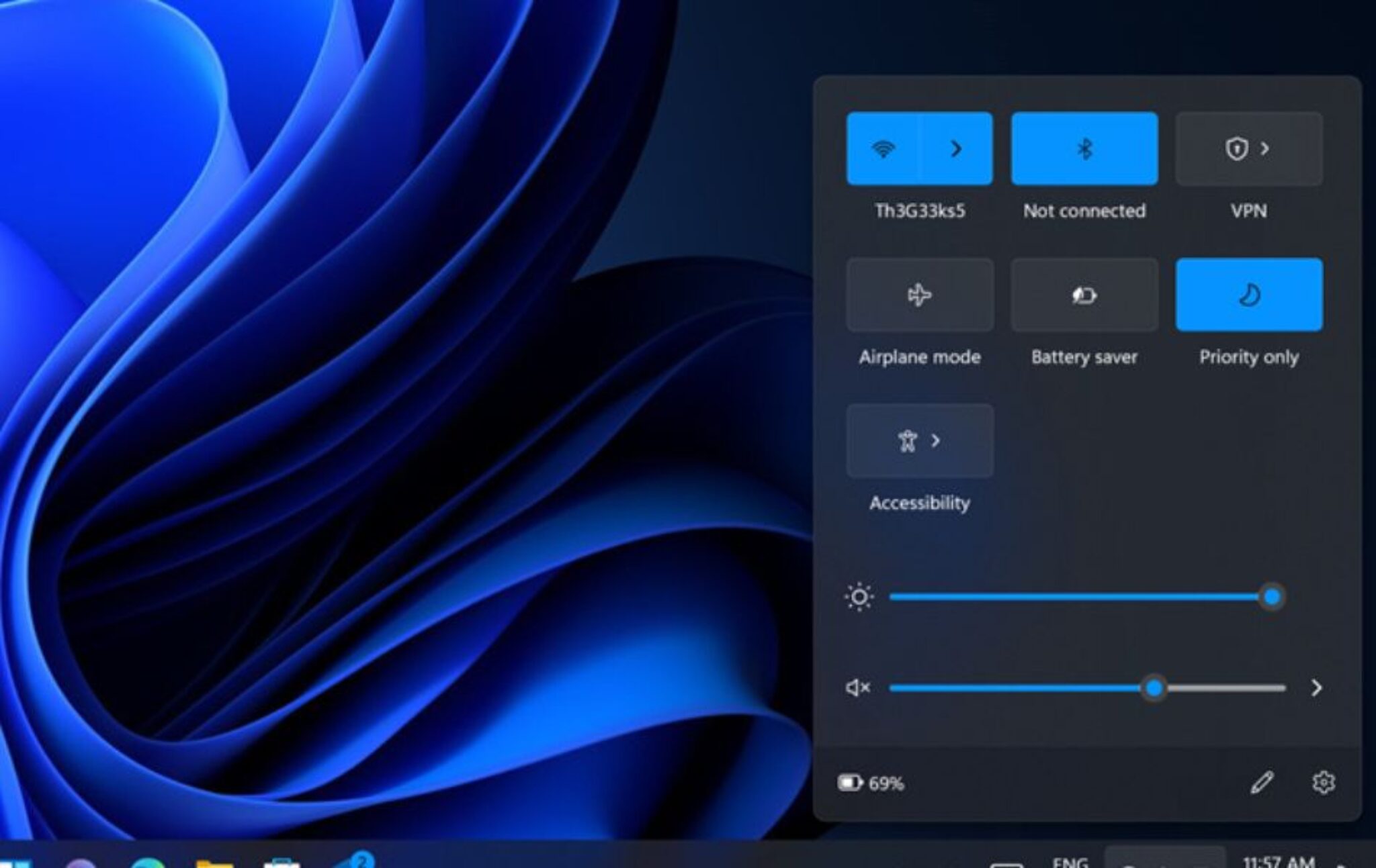 How to Adjust Brightness in Windows 11 [Easy Steps] - GeeksDigit.Com