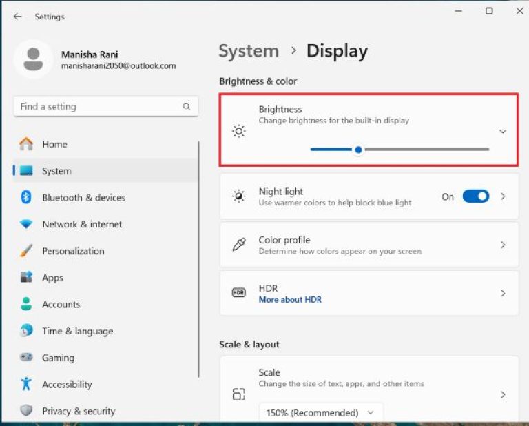 How to Adjust Screen Brightness in Windows 11 - GeeksDigit.Com